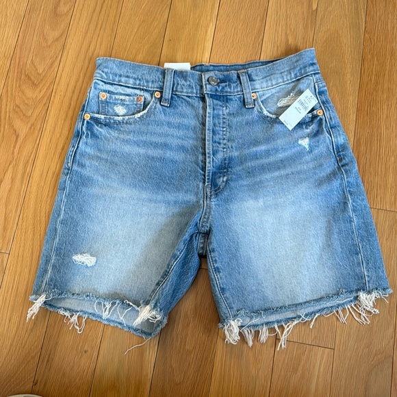 GAP | Shorts | Nwt Gap Denim Shorts Cheeky Midi Short High Rise Size 27 ...